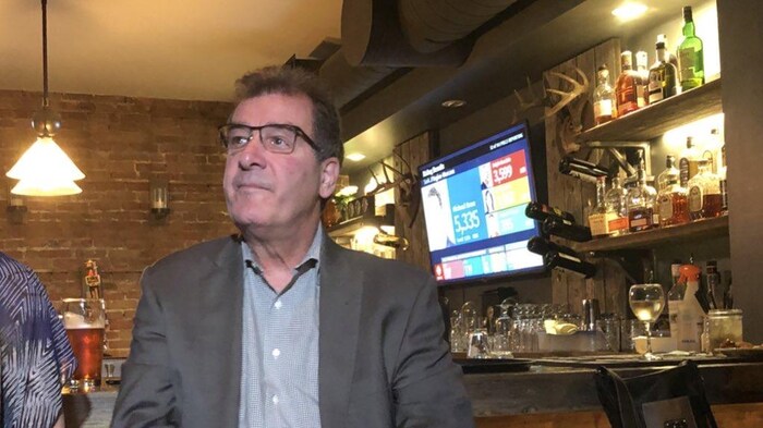 Un député libéral de moins dans le Nord de l'Ontario | Radio-Canada