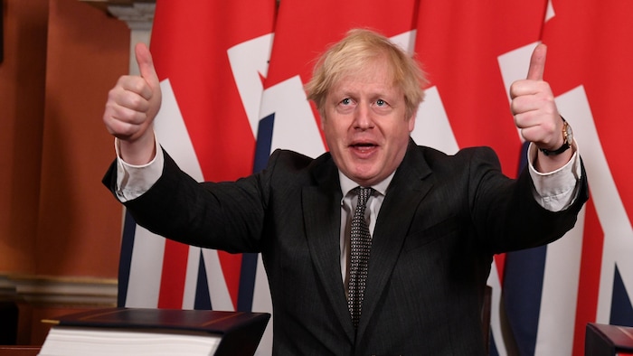 Le Royaume-Uni dit définitivement adieu à l'Union européenne | Radio-Canada