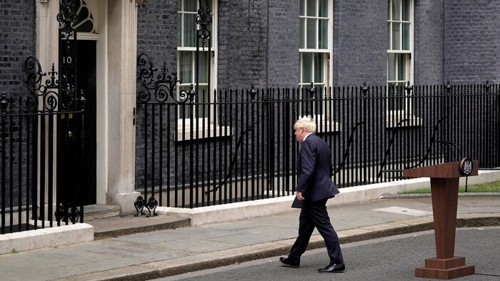 Downing Street : Johnson de retour à Londres, Sunak en tête des appuis ...