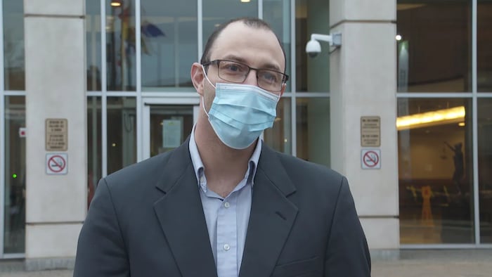 Un résident de Saint-Jean acquitté d’un meurtre est poignardé à mort ...