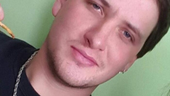 Brett Overby change de version et reconnaît le meurtre de Christine ...