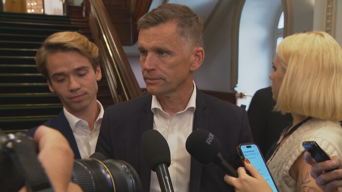 « On se sent tout seuls au bat » face à l’itinérance, lance Marchand à ...