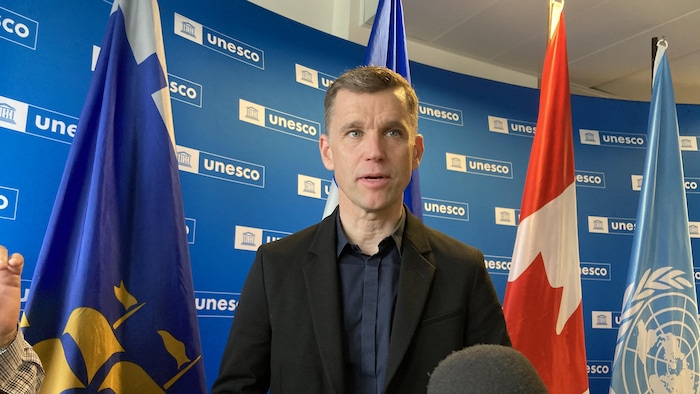 Deux voyages en Europe en deux mois pour Bruno Marchand | Radio-Canada