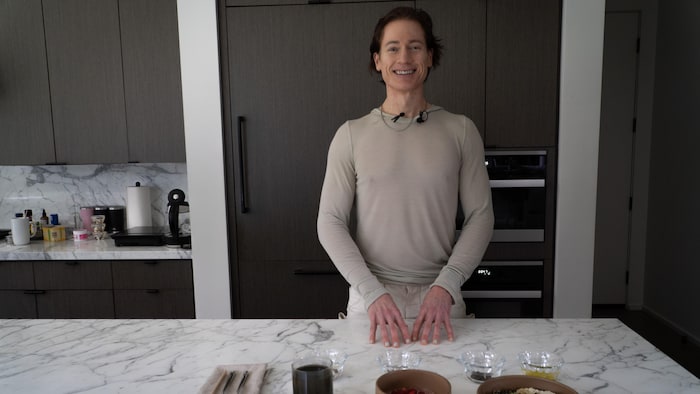 Ce millionnaire californien prétend rajeunir | Radio-Canada