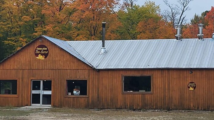 Tem-Sucre ouvre sa cabane à sucre à Laniel | Radio-Canada