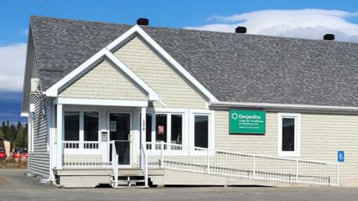 Fermeture de Desjardins à Fermont : la Ville dénonce une décision prise ...