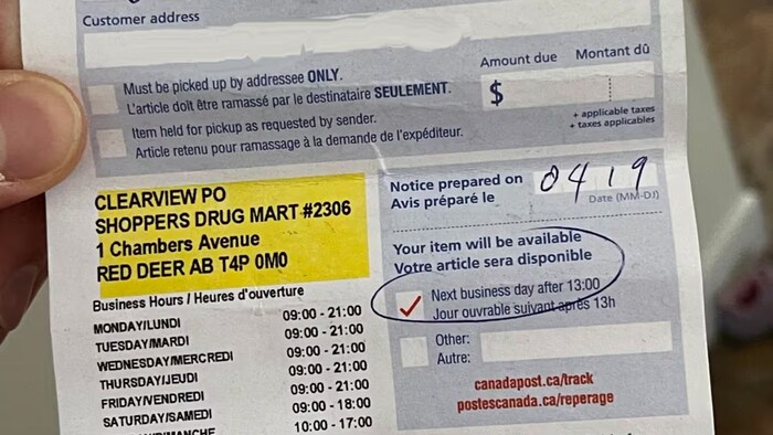 Mail carrier leaves pickup slip instead of parcel — so frustrated ...