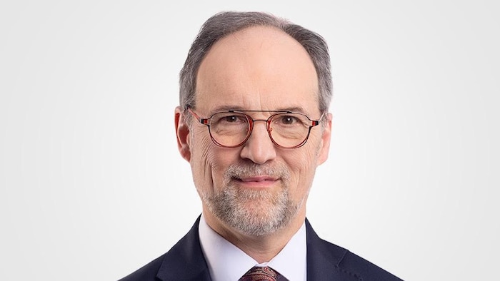 L’ex-grand patron des procureurs se lance en politique avec le PLQ | Radio-Canada