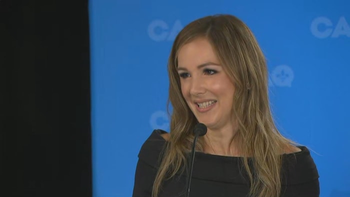 Legault promet un programme d’aide aux municipalités pour l’accès à l ...