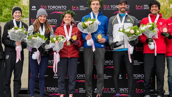 Championne canadienne à son premier marathon, Caroline Pomerleau ne ...