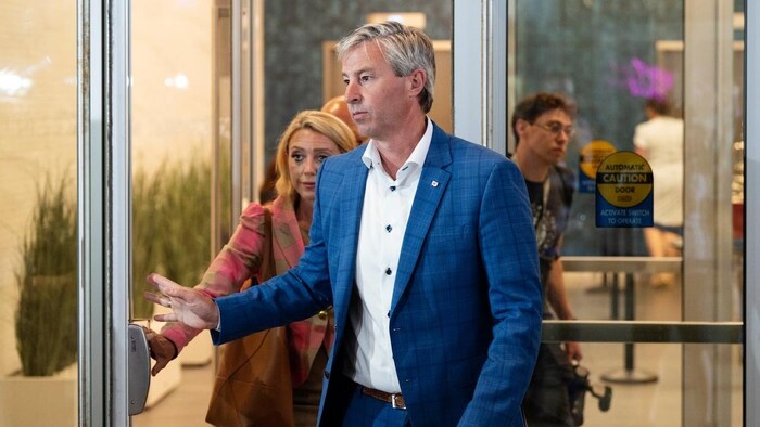 Tim Houston absent du défilé de la Fierté « pour des raisons de ...