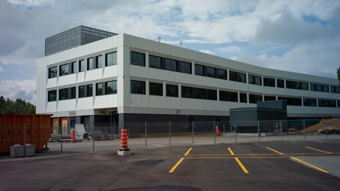 Dépassements de 148 M$ pour le nouveau centre fiscal de Shawinigan ...