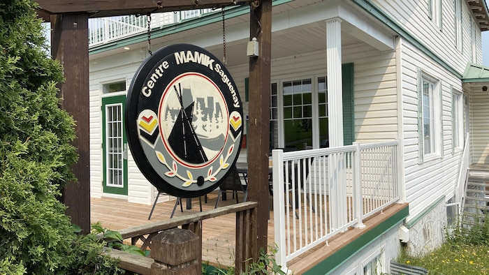 Une vigile remplie d’émotions à la mémoire de l’Atikamekw Ève Chachai ...