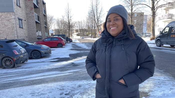Sursis pour une préposée aux bénéficiaires menacée d’expulsion | Radio ...