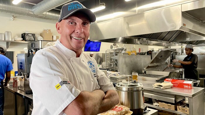 Changer des vies, la recette au menu du Chef Ric’s | Radio-Canada