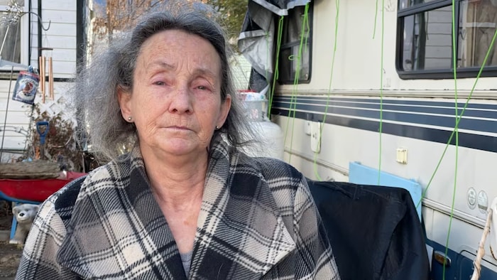 En C.-B., des résidents de Merritt vivent comme sur un volcan actif ...
