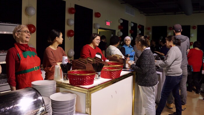 Espoir et chaleur humaine au menu de Chez Doris | Radio-Canada