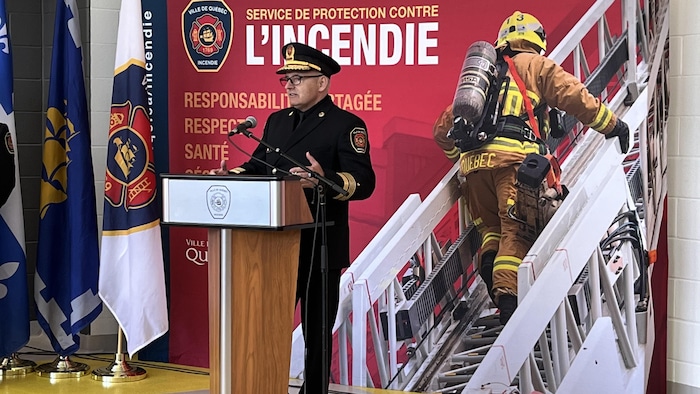 Une première caserne avec un parcours de décontamination à Québec ...