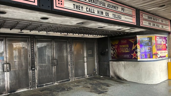 Un cinéma du Grand Toronto pris pour cible 2 fois en 7 jours | Radio-Canada