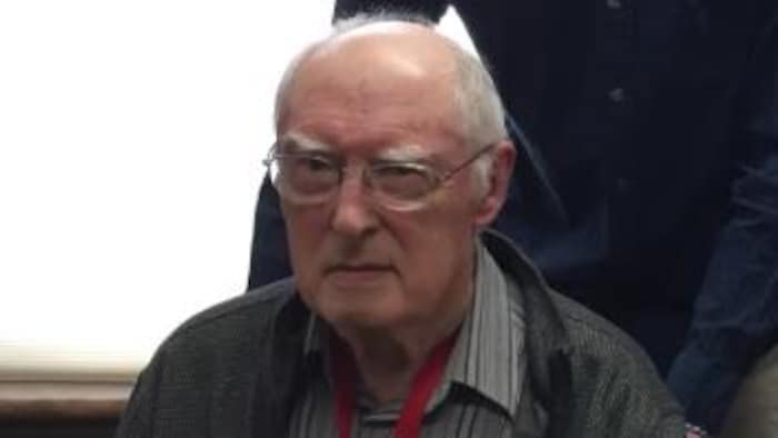 Mort de Claude Mayer, ancien maire de Rivière des Français | Radio-Canada