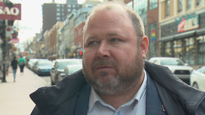 Un buffet à 33 200 $ pour un événement du RTC | Radio-Canada