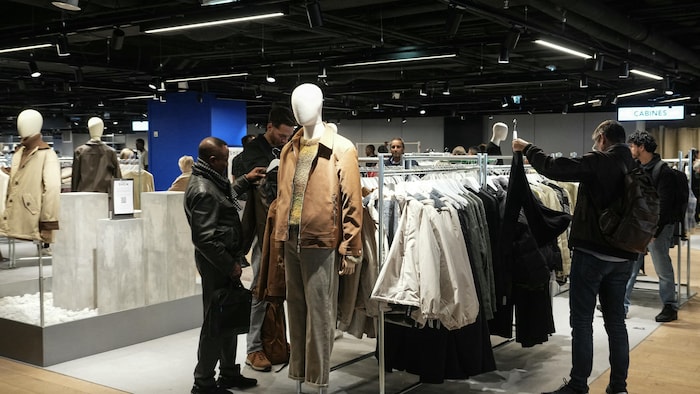 Vente de poupées sexuelles : la France veut suspendre la plateforme ...