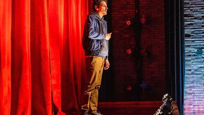 La gifle théâtrale de Cliff Cardinal sur les reconnaissances ...