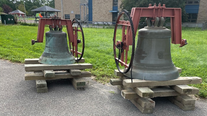 Des cloches rimouskoises résonneront en France | Radio-Canada