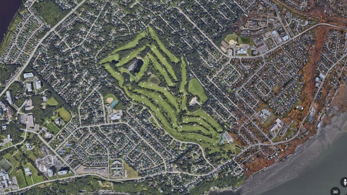 Golf Cap-Rouge : la tour à condos moins haute que prévu | Radio-Canada