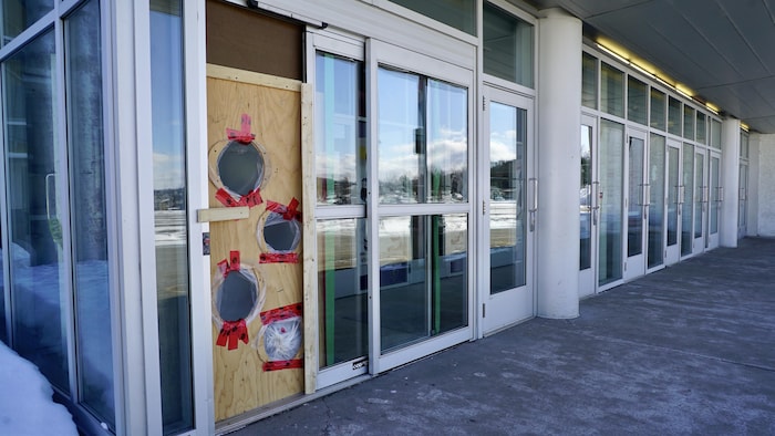 La présence d’amiante force la fermeture temporaire du Colisée de ...