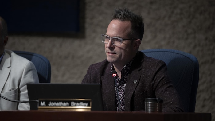 Jonathan Bradley se présentera à la mairie de Trois-Rivières | Radio-Canada