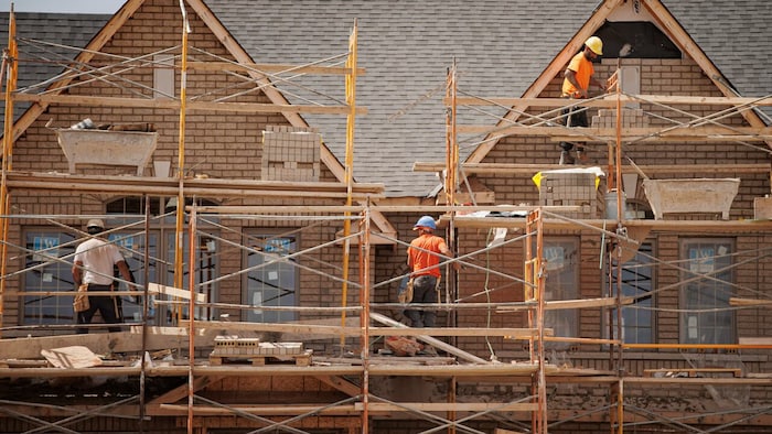 Près de 200 000 travailleurs de la construction en vacances dès ...