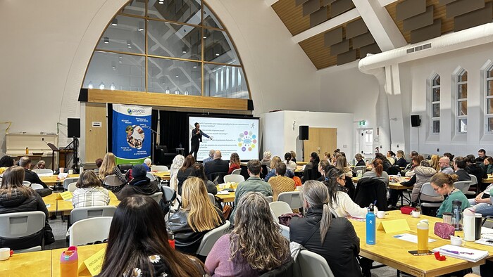 Comment mieux accueillir les enfants immigrants? | Radio-Canada