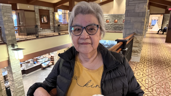 Crise à Kashechewan : la ministre des Services aux Autochtones ...