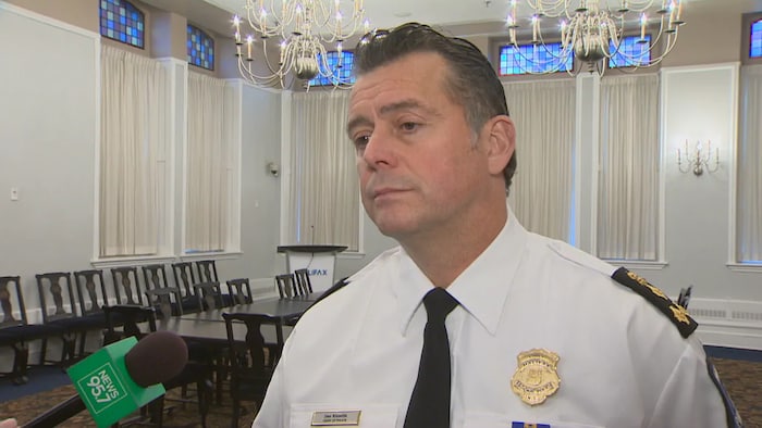 Des excuses du chef de police d’Halifax pour les contrôles de routine ...