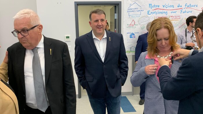 Le processus pour réviser le leadership de Blaine Higgs officiellement ...