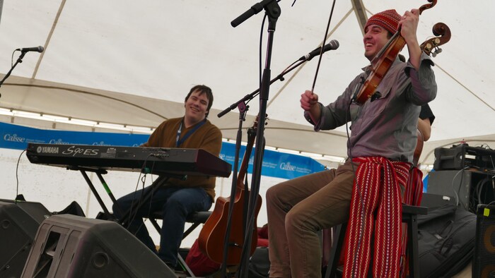 Bilan artistique du Festival du Voyageur : 150 artistes et un mélange ...