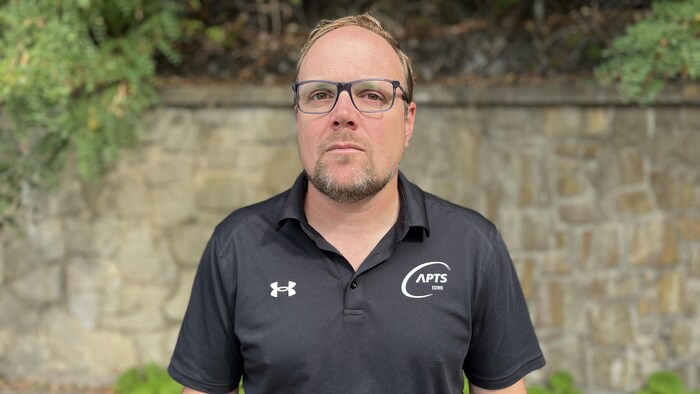 « La machine vient nous bouffer » : des psychologues du réseau songent ...