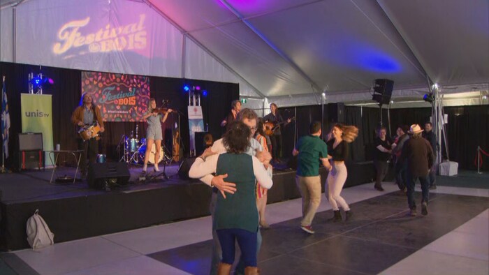 Une 34e édition du Festival du Bois couronnée de succès | Radio-Canada