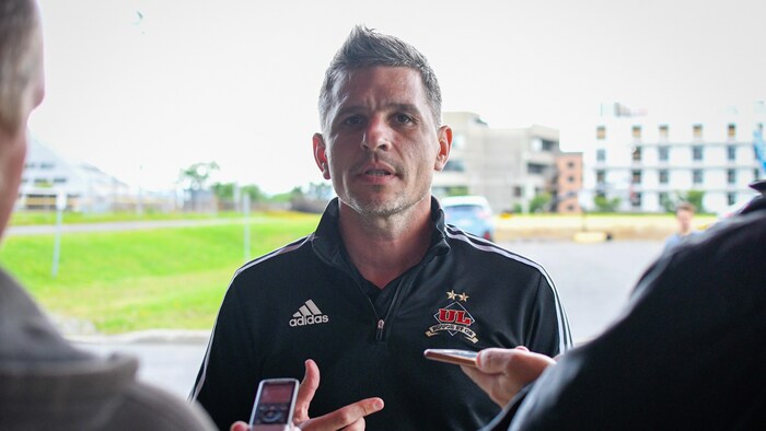 Soccer : deux honneurs canadiens pour le Rouge et Or | Radio-Canada