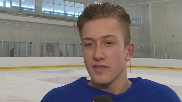 David Doucet signe un contrat avec les Eagles du Cap-Breton | Radio-Canada