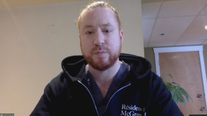 De nombreux travailleurs de foyers de soins refusent encore la ...