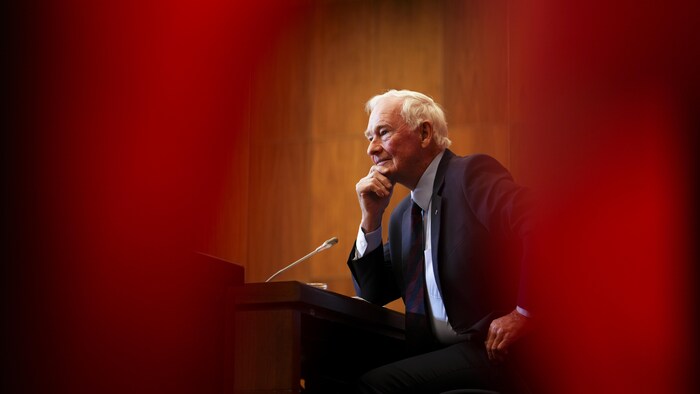 David Johnston avait accepté de venir témoigner avant même la requête ... David Johnston avait accepté de venir témoigner avant même la requête ...