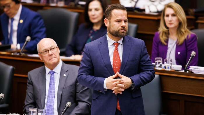 Une énième controverse du gouvernement Ford expliquée | Radio-Canada