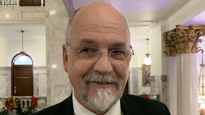 Le portrait de Rachel Notley accroché à l’Assemblée législative de l ...