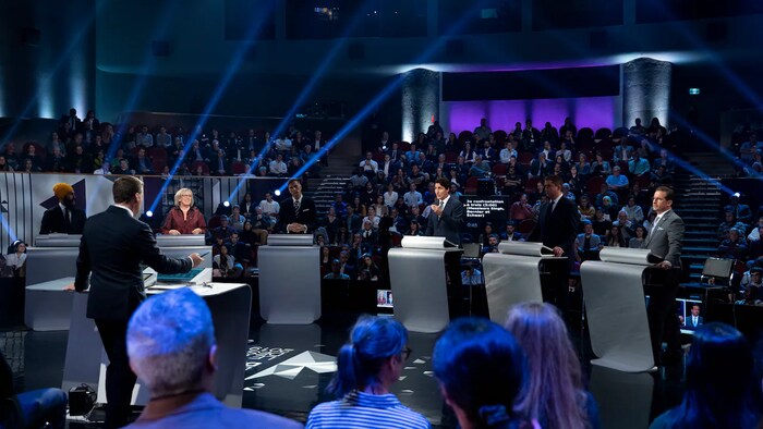 Tutukan ang debate ng federal leaders sa Setyembre 8, 9 | Radio-Canada.ca