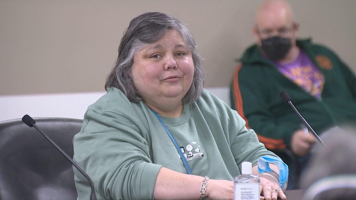 Le budget du maire John Tory critiqué à Toronto | Radio-Canada