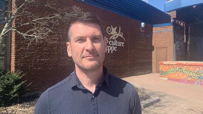 Déménagement de la radio PLUS 90.7 de Dieppe à Shediac : les départs se ...