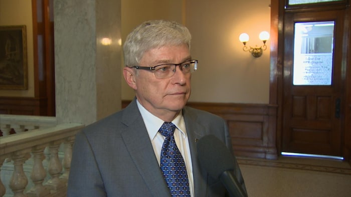 Pénurie d’enseignants francophones : Joly vante l’action d’Ottawa ...