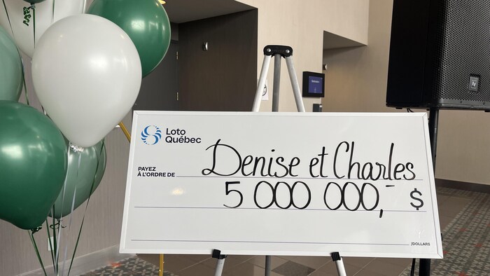 « J’ai crié un peu » : un couple de l’Estrie gagne 5 M$ au 6/49 | Radio ...